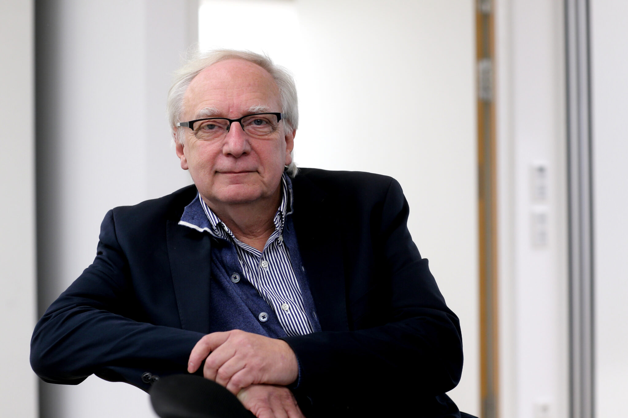 Prof. Dr. CLAUS LEGGEWIE spricht über das Thema „AFD: ‚DAS FREUNDLICHE ...